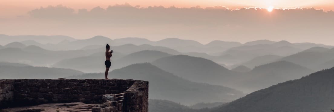 Inside Flow Yoga Teaches Us a Lot About Grace - insideyoga.org